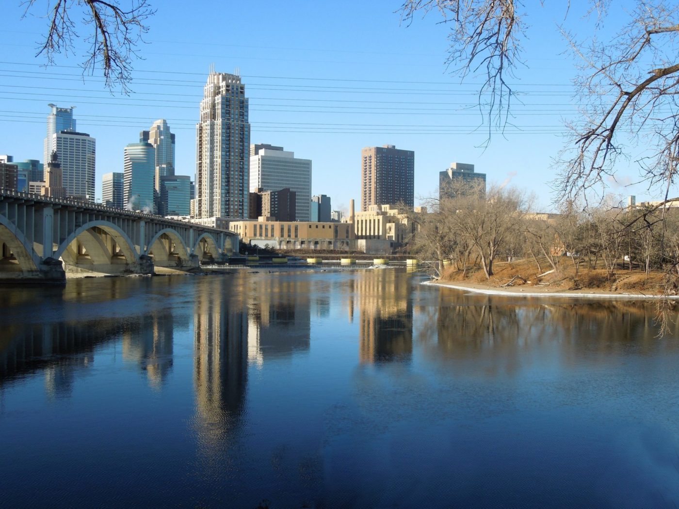 Greg Mason succeeds Bob Peltier as CEO of Edina Realty Home Services ...