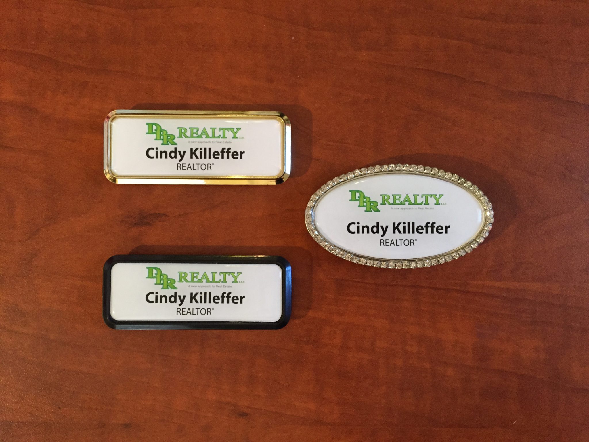 Should agents wear name tags? | Inman Real Estate News