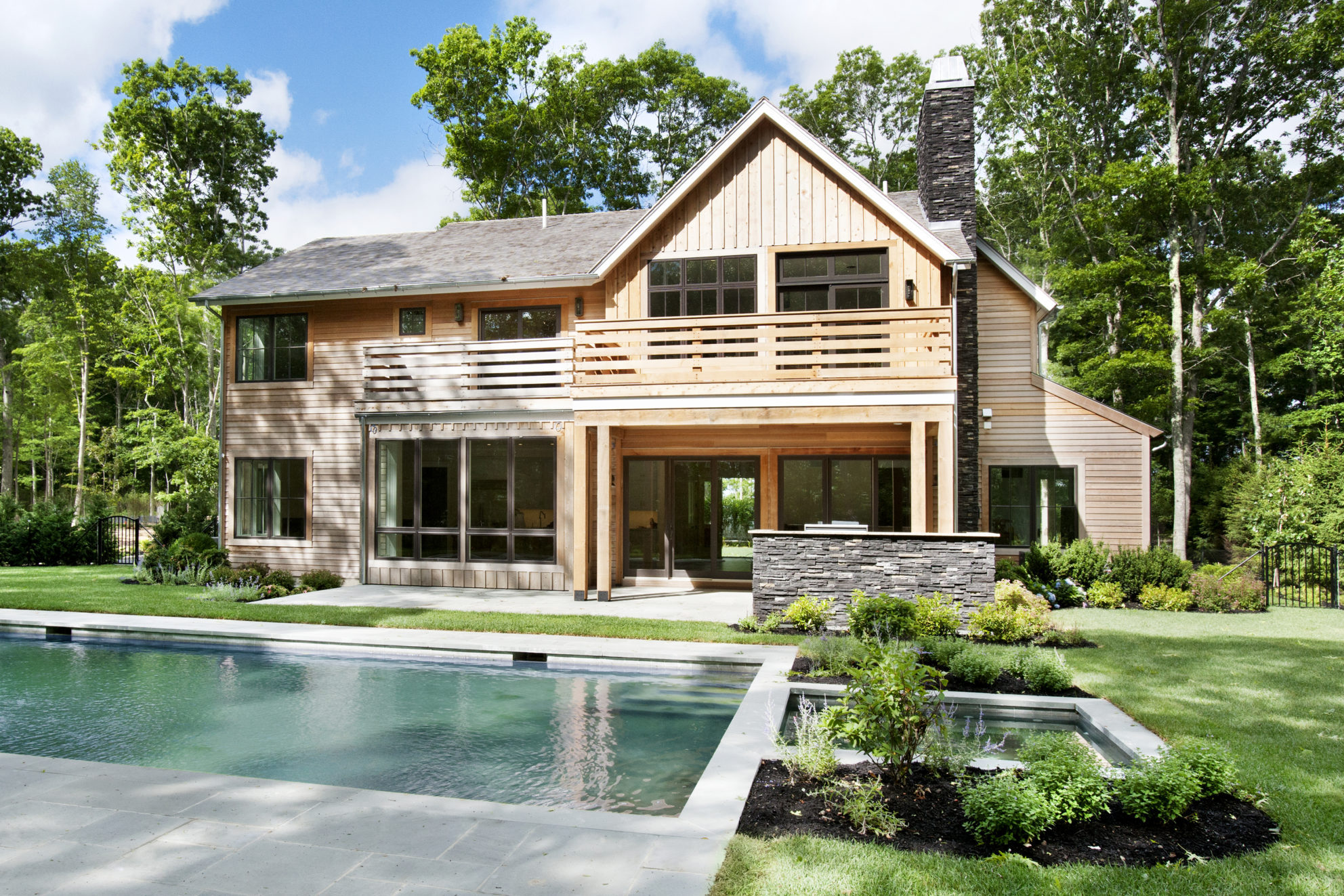 How This Hamptons Agent Sells Luxury Second Homes (And You Can Too ...
