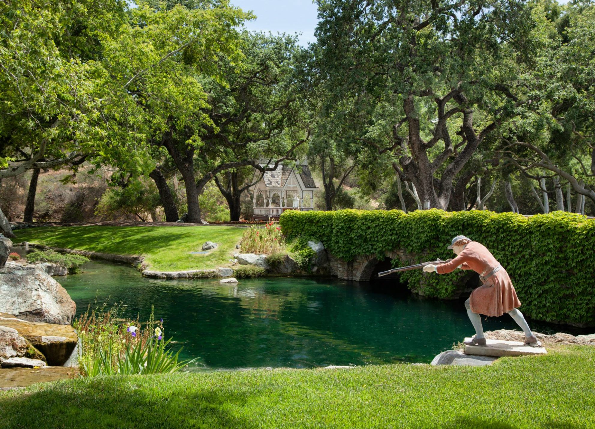 Michael Jackson's Neverland Ranch Returns To Market — With A Massive ...