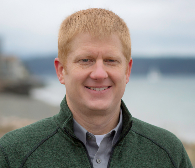 The Agent Who Knows Every Inch Of His Pacific Northwest Island Market ...