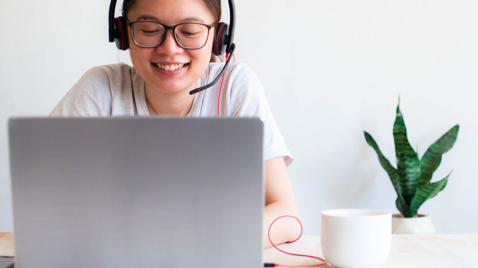 Do You Need A Virtual Assistant? 5 Things To Consider - Inman