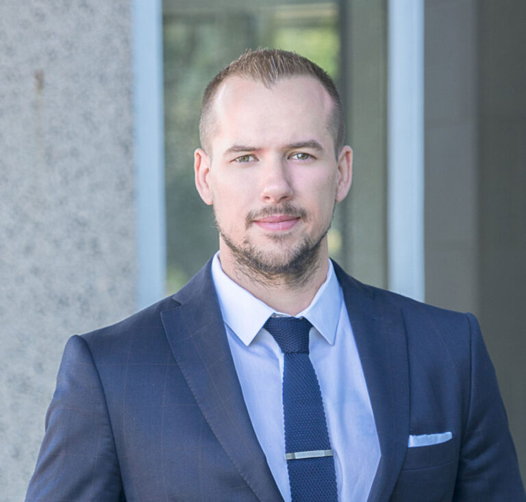 Here's What Top Real Estate Agents Are Doing To Finish The Year Strong ...