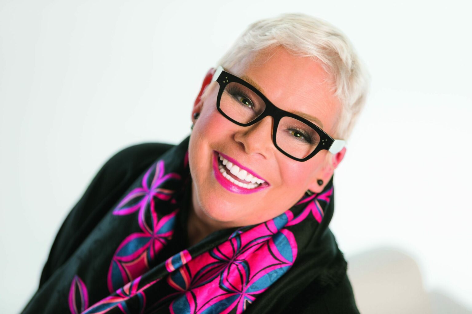 Sherry Chris, A Real Estate Icon In 'Pantone Pink,' Broke The Mold ...
