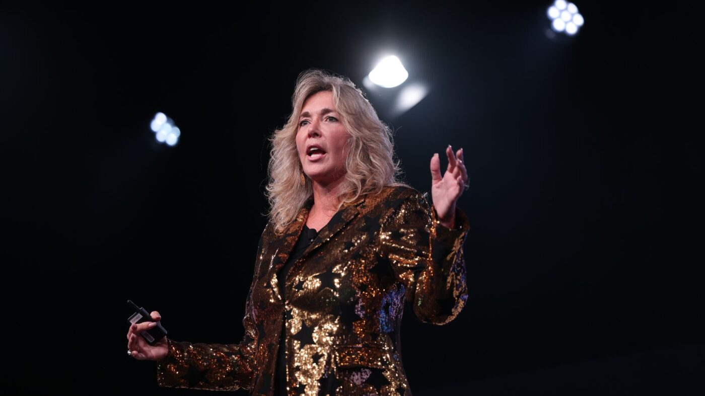 Glennda Baker Is Recognized By Her Stars Anywhere. That's The Point ...