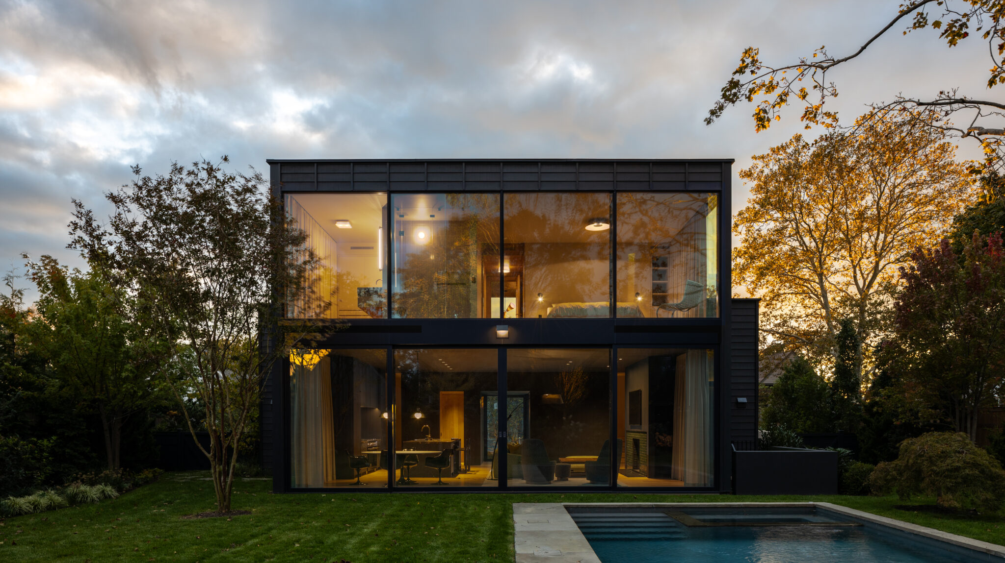 The Hamptons Embraces Monochrome Design This Summer | Inman Real Estate ...
